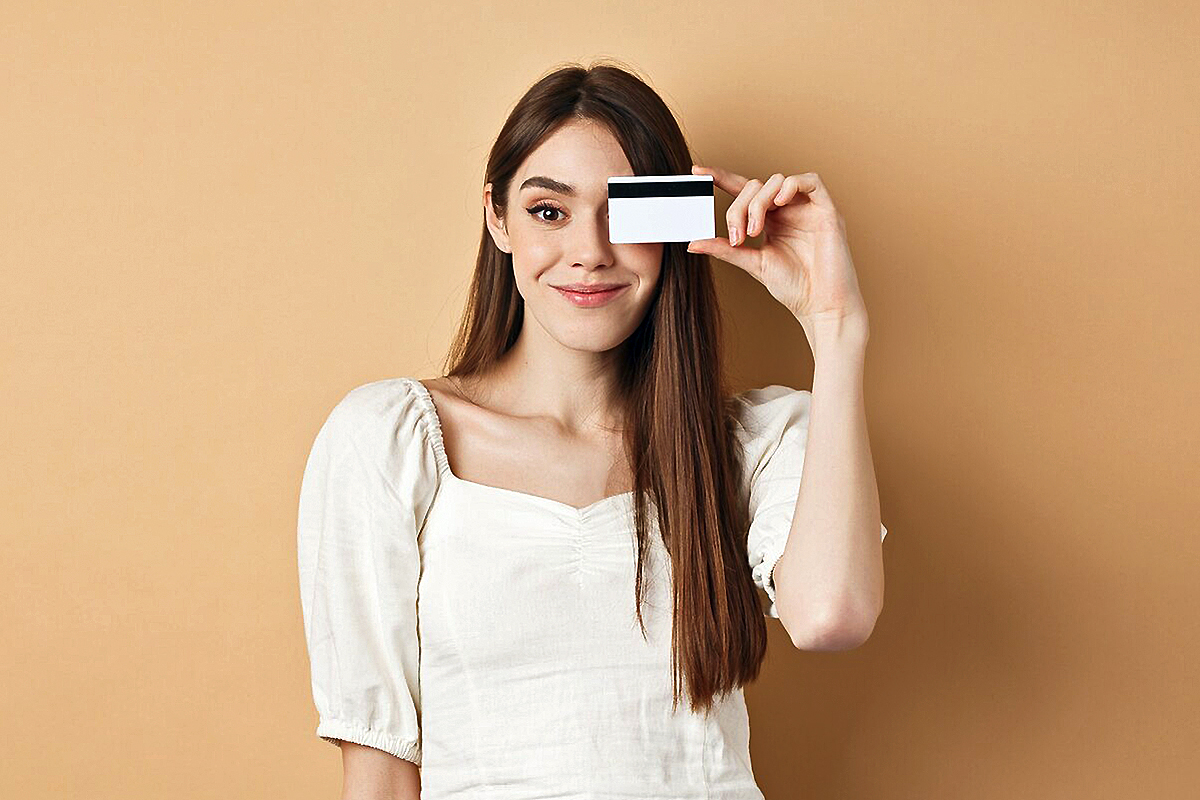 Оплата улыбкой стала доступна для клиентов всех банков | ComNews